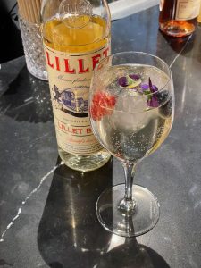 How to Make the Famous French 75 Cocktail (Recipe)
